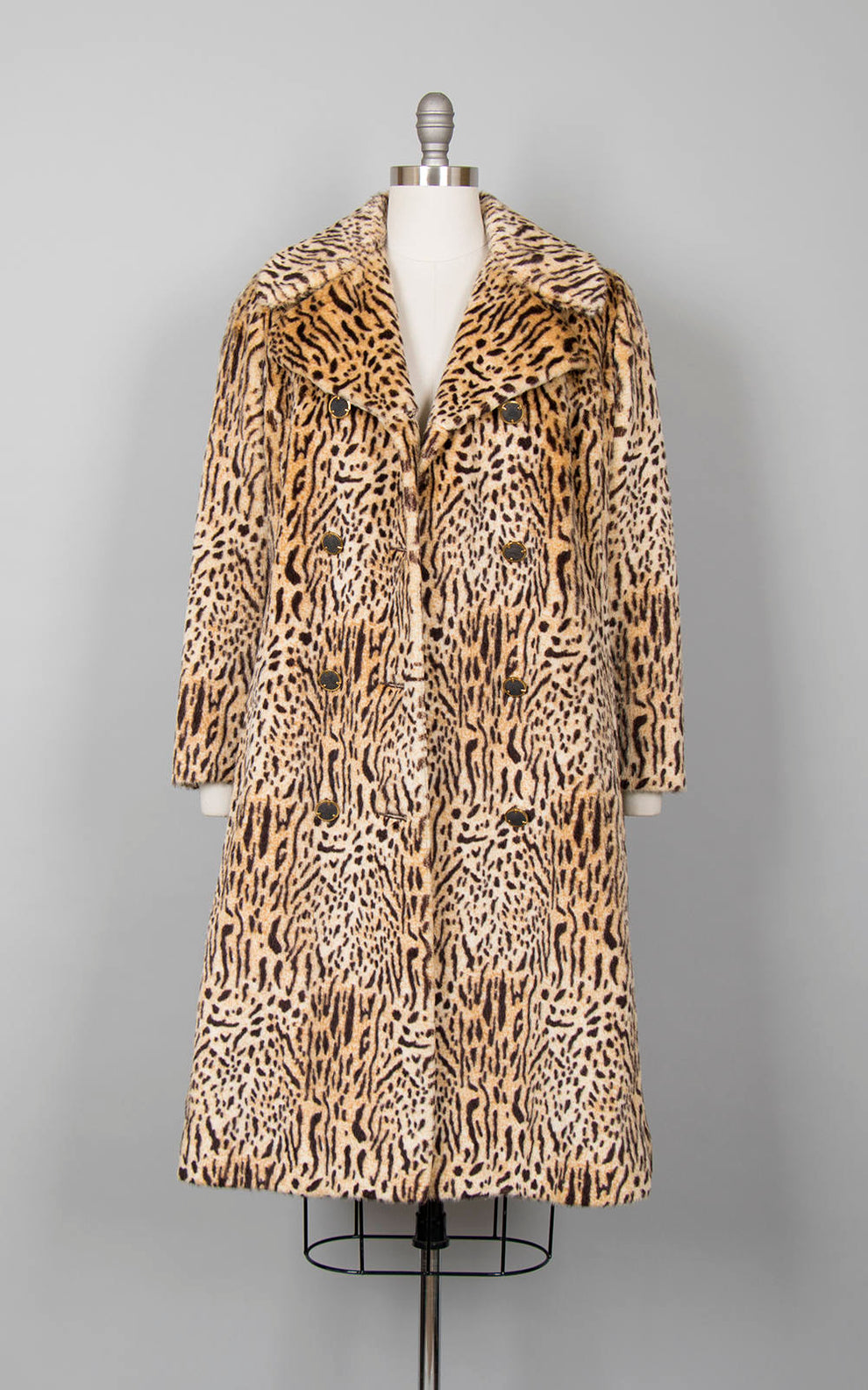 💐 SPRING CLEAROUT 💐 1960s Leopard Print Faux Fur Coat | medium ...