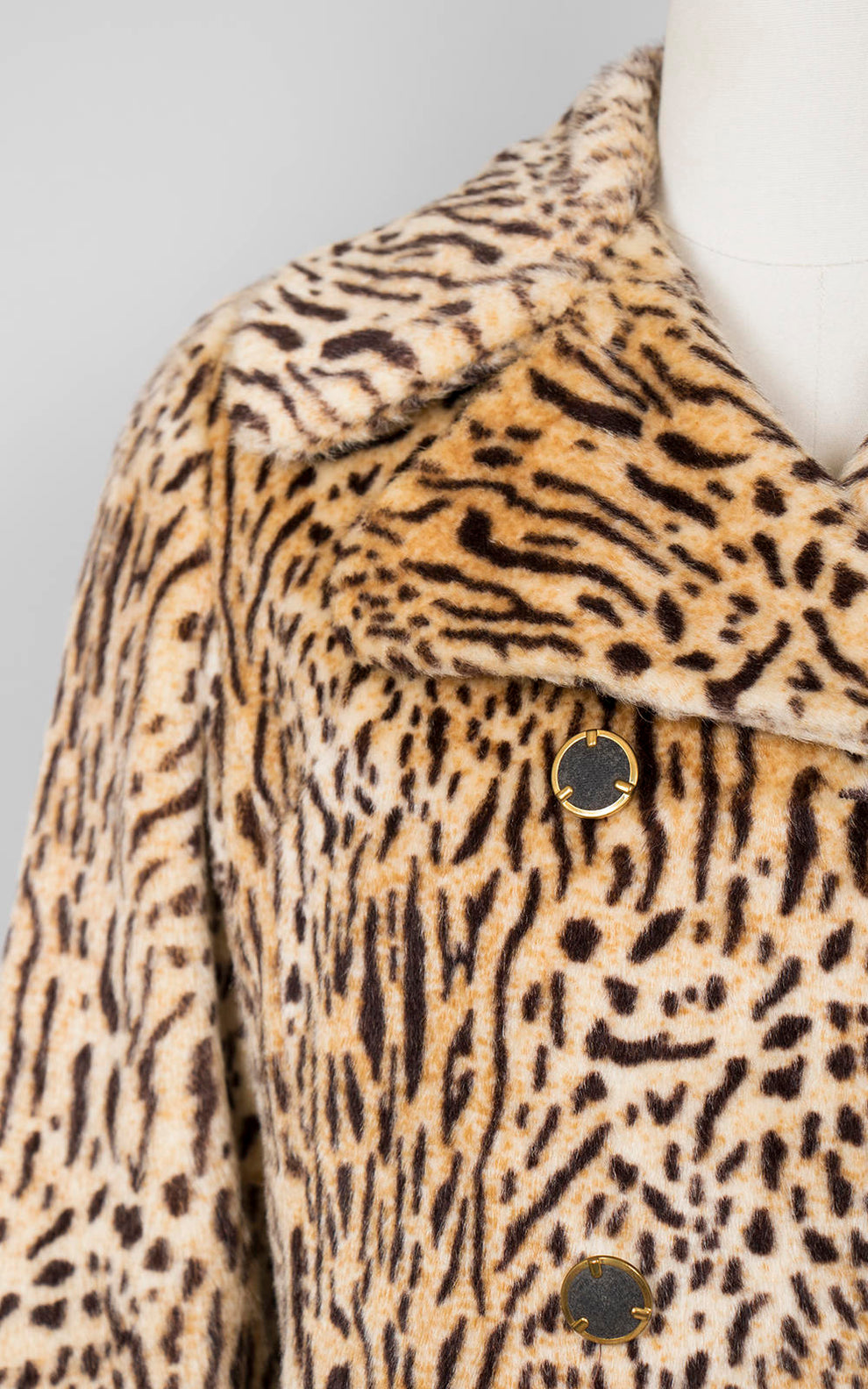 💐 SPRING CLEAROUT 💐 1960s Leopard Print Faux Fur Coat | medium ...